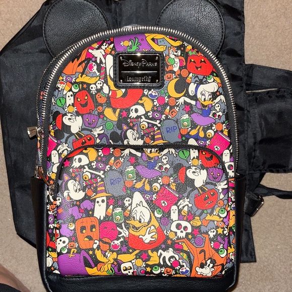 Loungefly | Bags | Disney Parks Halloween Loungefly Backpack New With ...